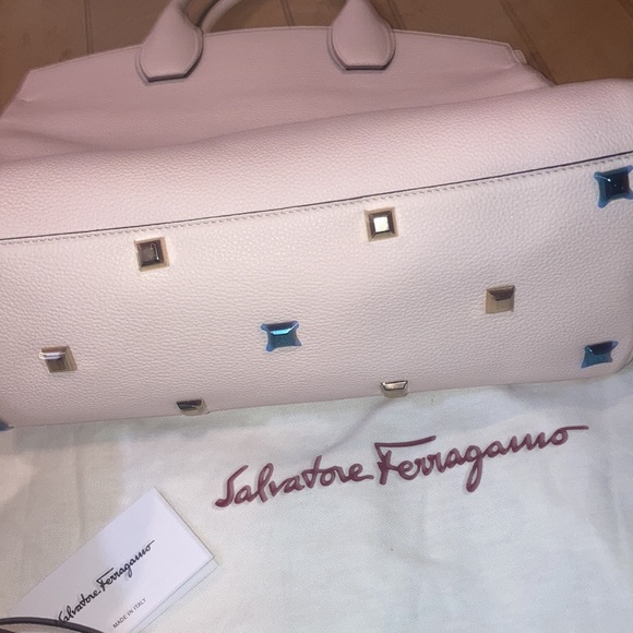 Salvatore Ferragamo | Bags | Nwt Ferragamo Studio Soft Bag In Amaretti ...